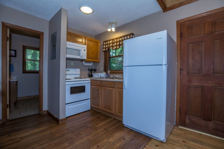 1 Bedroom Cabins | Springmaid Mountain