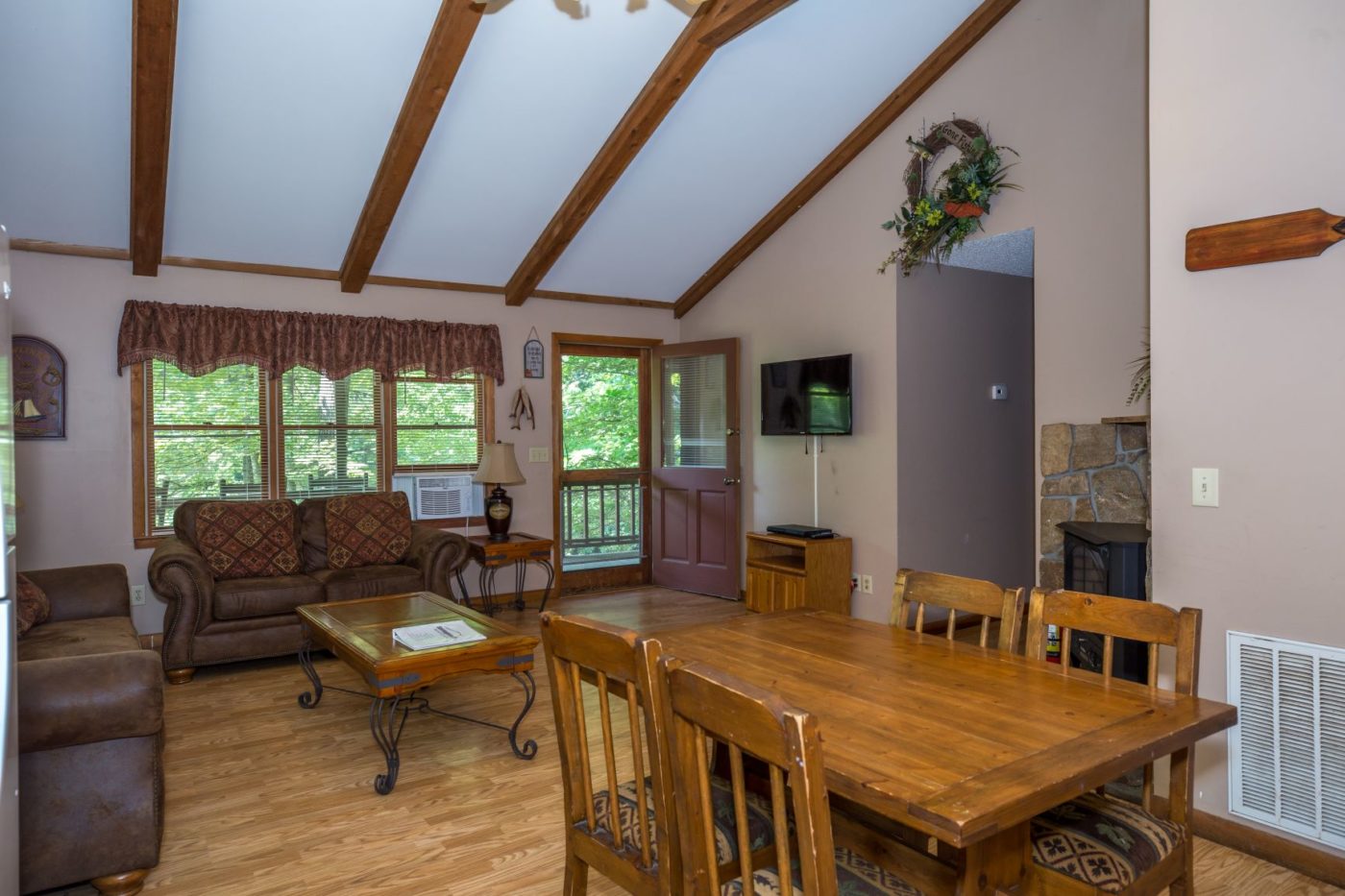 2 Bedroom Cabins | Springmaid Mountain